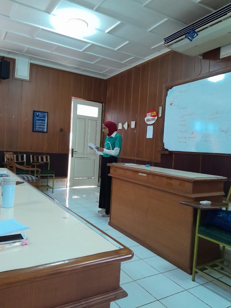 Kelas Tata Bahasa Program Darmasiswa RI dan BIPA Khusus TA 2023/2024 – ISP (Indonesian Studies ...